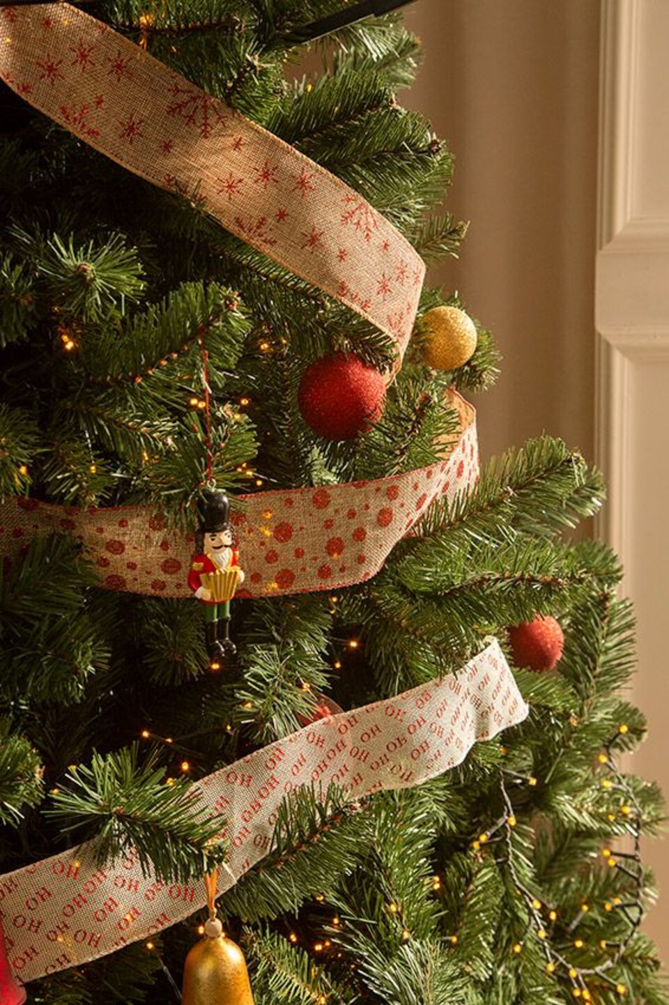 Árbol de Navidad: tutorial definitivo para montarlo paso a paso