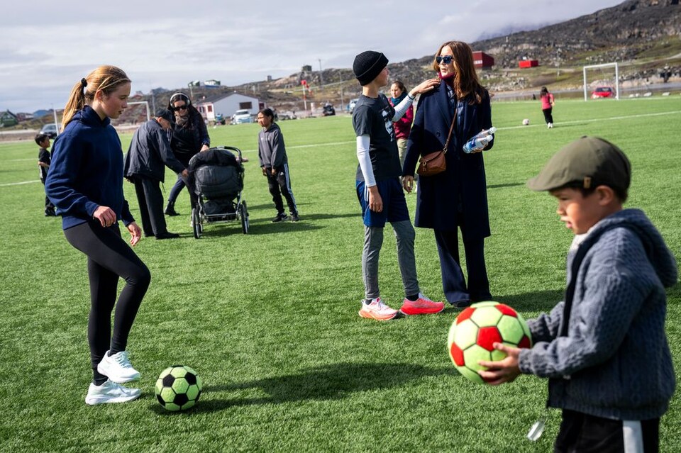 Vincent y Josephine de Dinamarca, los grandes protagonistas del viaje a Groenlandia de los reyes ...