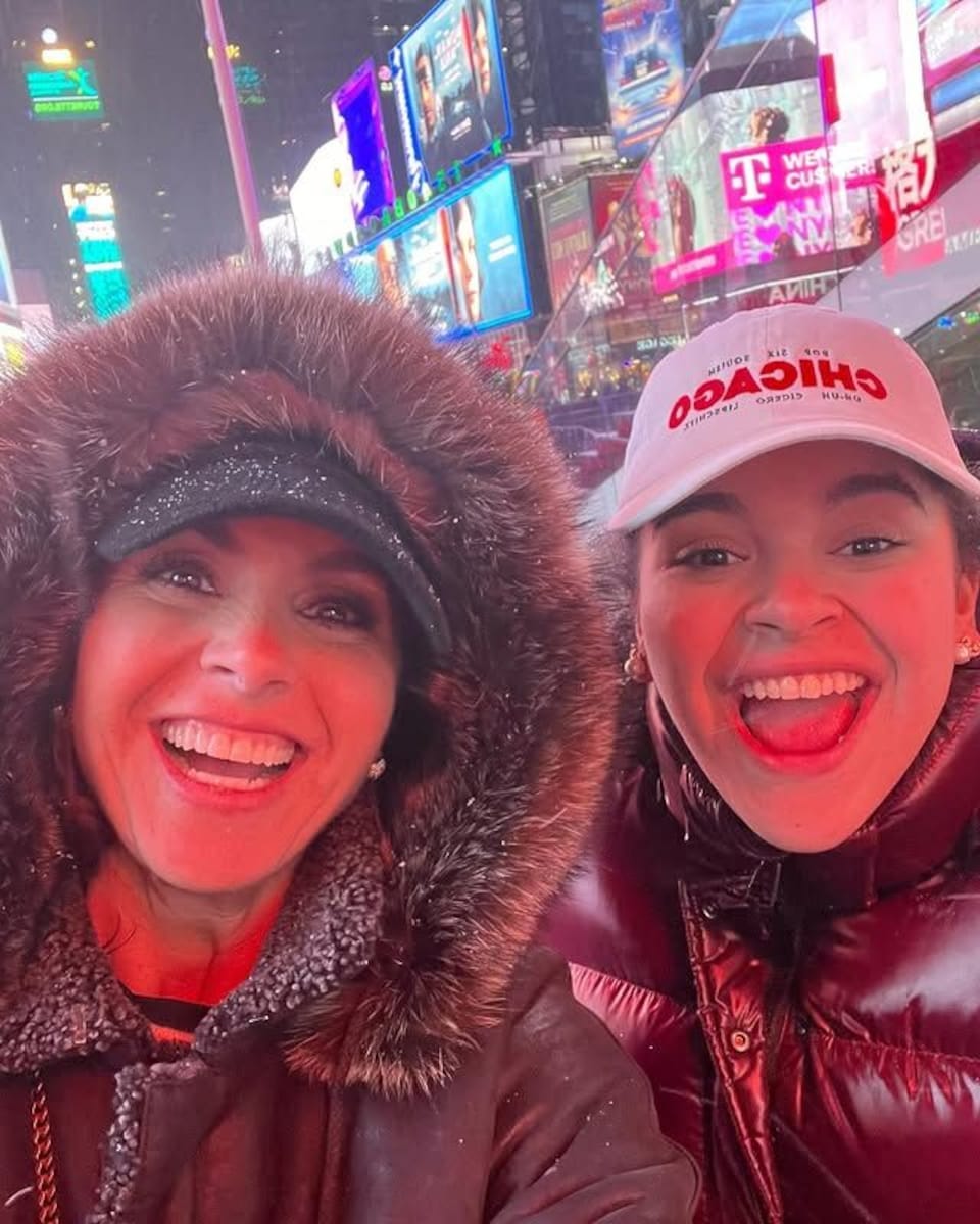 Lucero celebra el cumpleaños 20 de su hija Lucerito Mijares con un ...