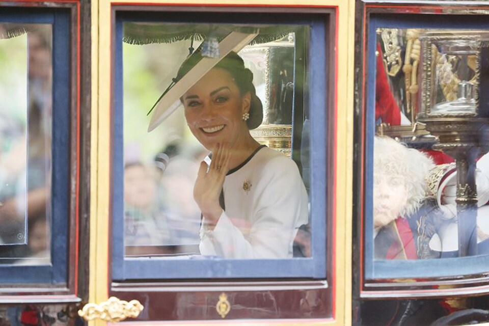 El regreso de Kate Middleton en 10 imágenes y sus primeras palabras ...