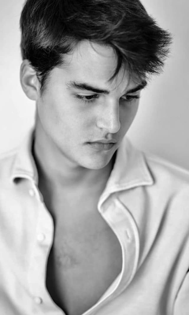 Felipe Barroso, el tercer hijo de Pepe Barroso, cumple dieciocho años