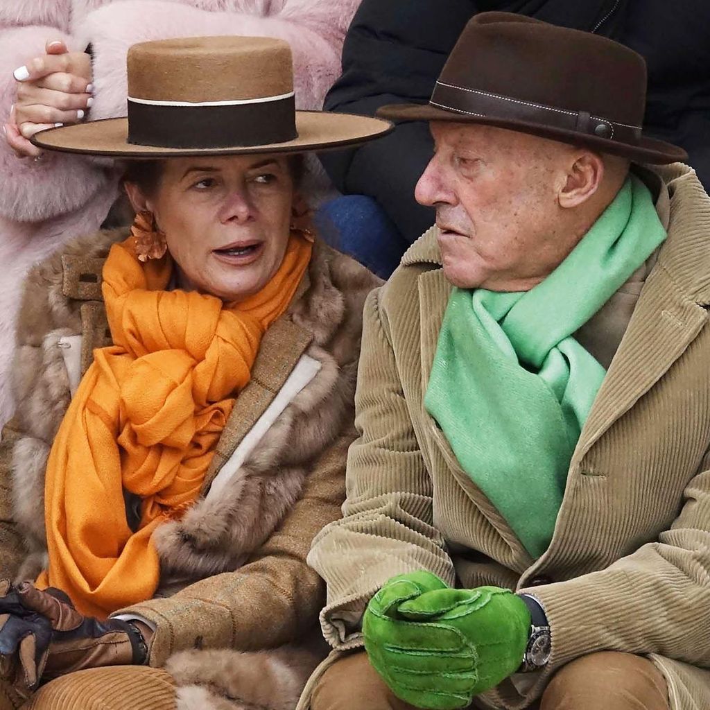 Sir Norman Foster y Elena Ochoa, pasarela de estilo en la nieve