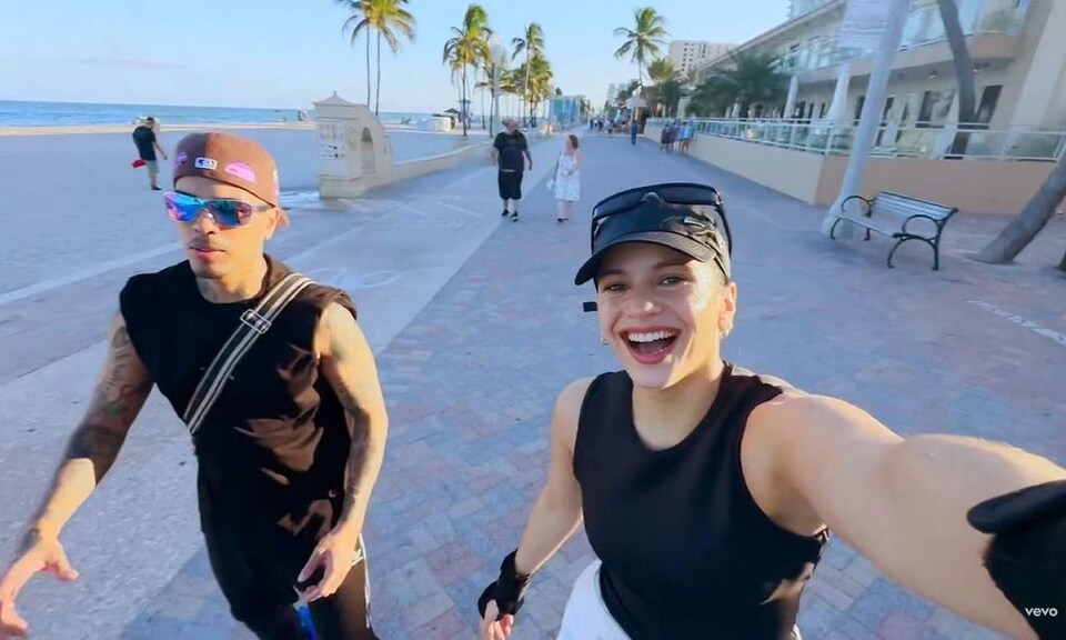 Rosalía y Rauw Alejandro ya habían dado pistas de su compromiso | ¡HOLA!