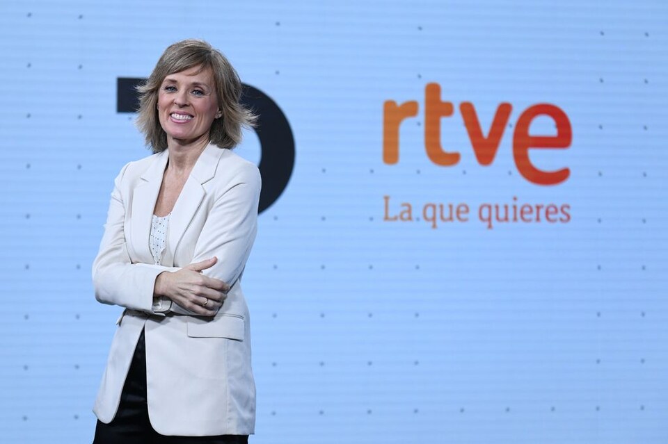 Casa Real confirma que Marta Carazo, periodista de RTVE, será la nueva mano derecha de la reina ...
