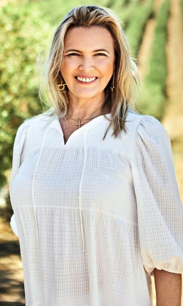 Eva Cobo regresa y habla de la muerte de la hija que tuvo con Toni Cantó