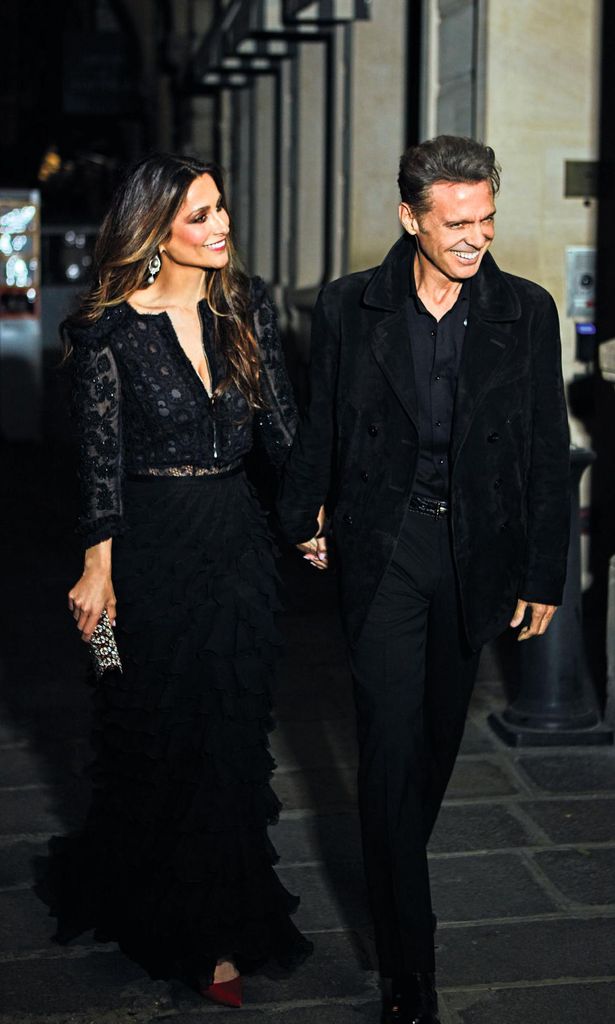 Paloma Cuevas y Luis Miguel, muy románticos en París