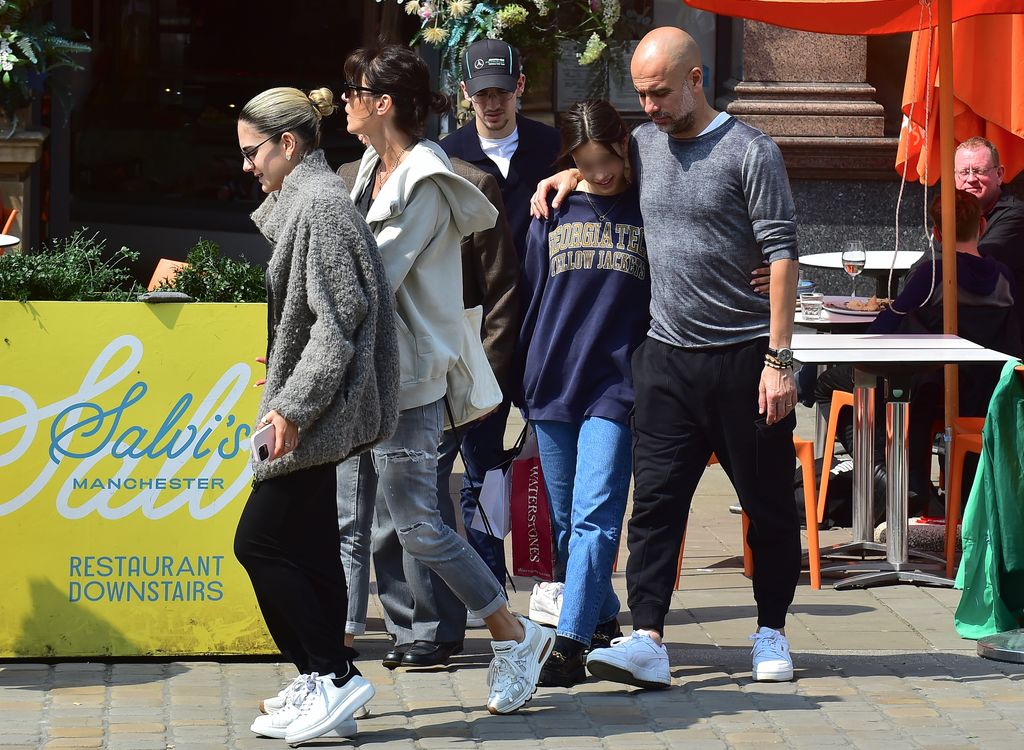 Así son la mujer y los tres hijos de Pep Guardiola, su gran apoyo en ...