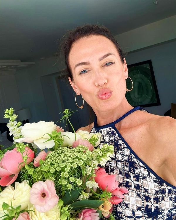Nieves Álvarez cumple 50 espléndidos años en Miami, feliz al lado de ...