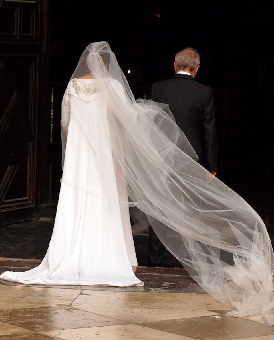 El vestido de novia de Carolina Torío Ballester en su boda con Louis ...