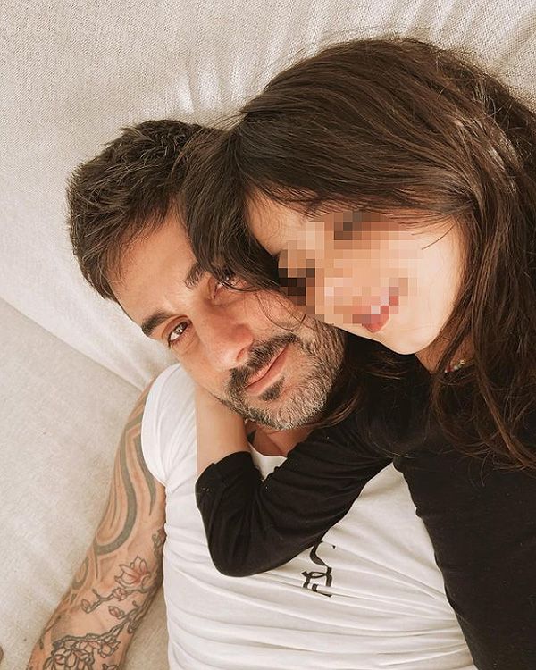 Melendi anuncia en pleno concierto que ha sido padre por quinta vez de ...