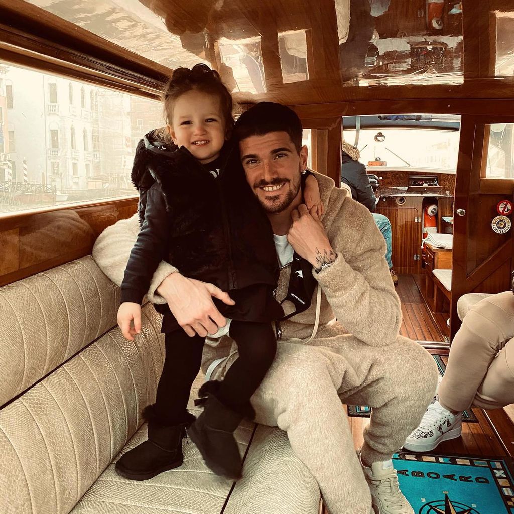 Cami Homs, ex de Rodrigo De Paul y madre de sus hijos | ¡HOLA!