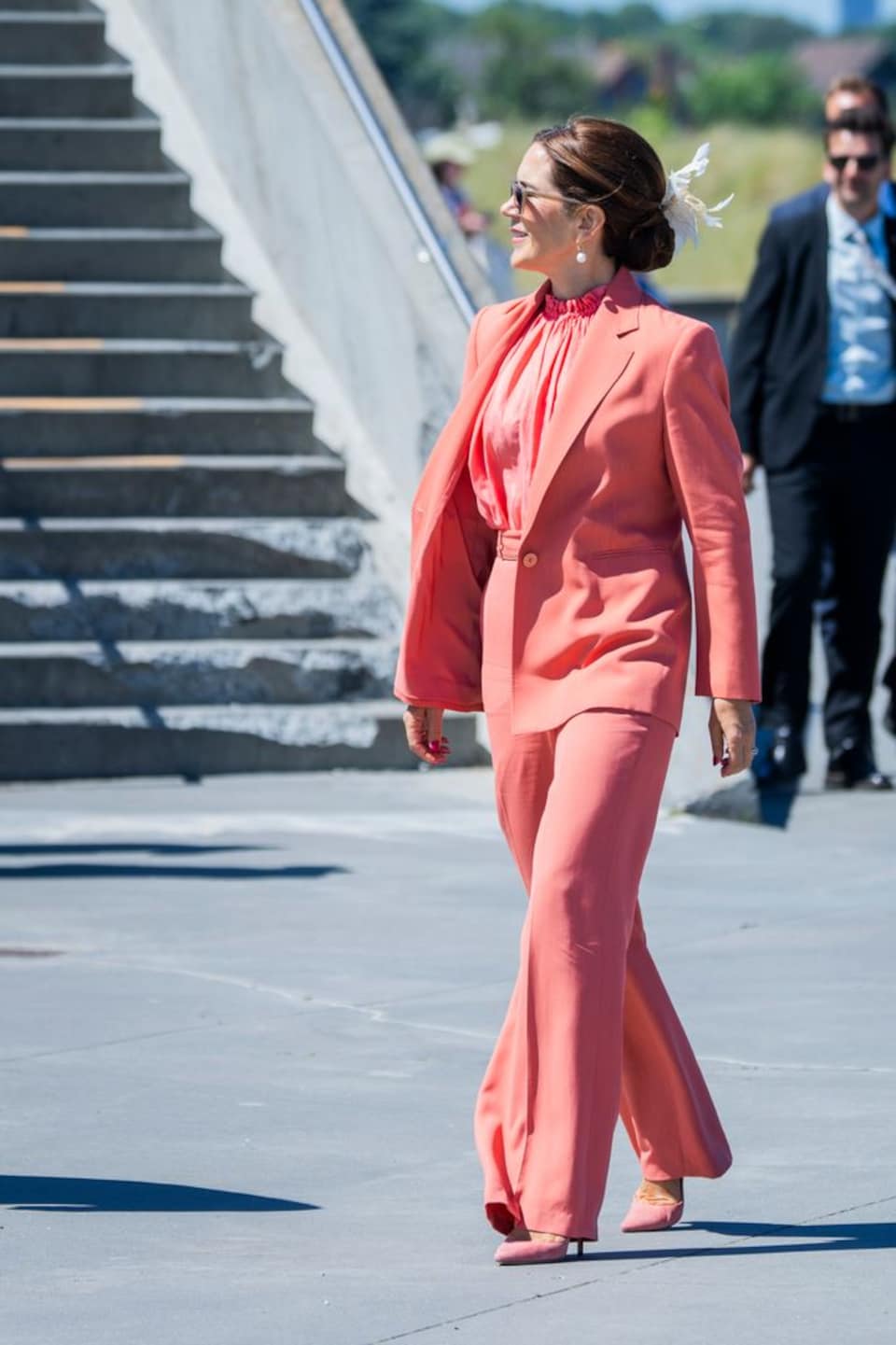 Mary de Dinamarca recupera la chaqueta coral que comparte con su hija ...