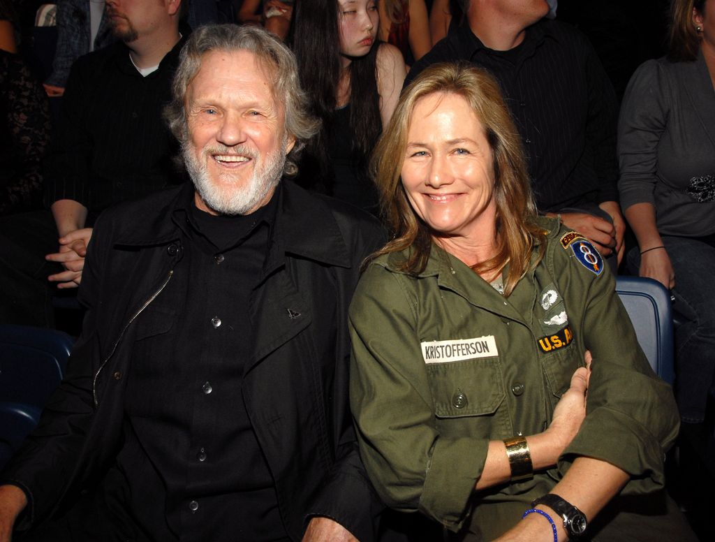 Muere Kris Kristofferson, icono 'country' y protagonista de 'A Star is ...