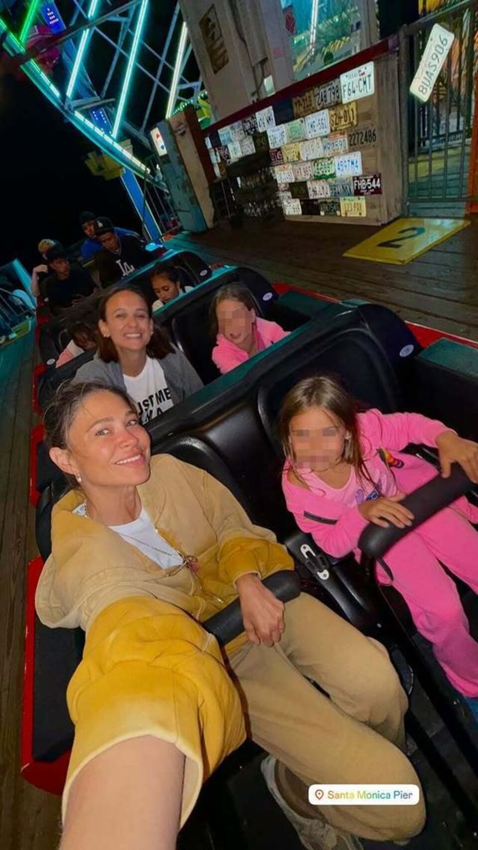 Vestidos de blanco y presumiendo de genes: las imágenes de Simeone y ...