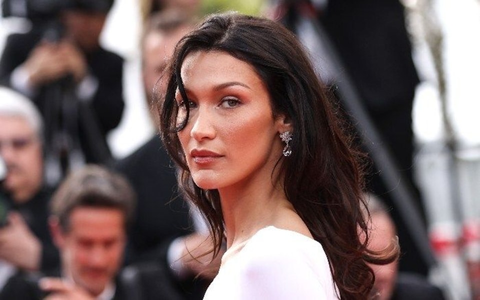 ¿Quién es Adán Bañuelos, el novio mexicano de Bella Hadid? | ¡HOLA!
