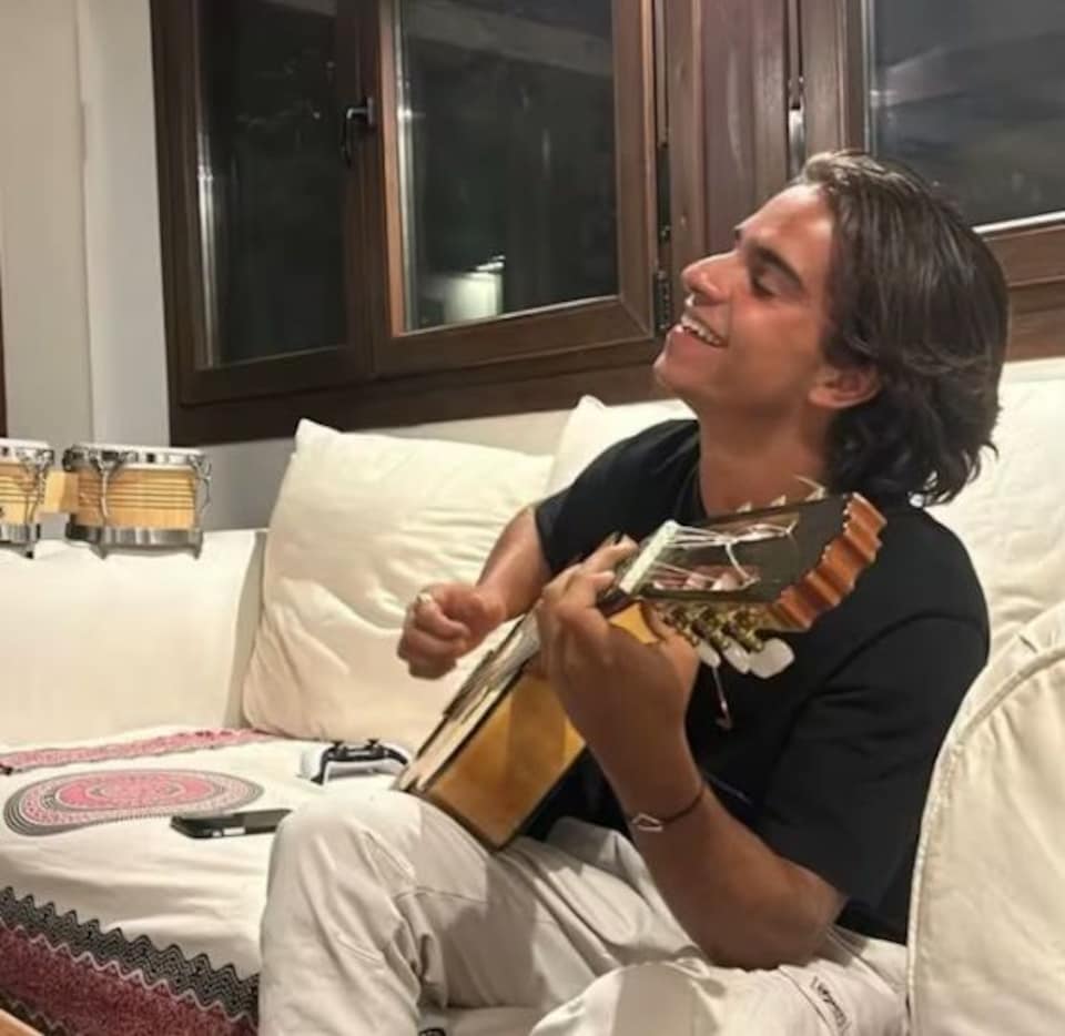 Así es la familia de Rosario Flores: de su historia de amor con Pedro Lazaga a sus dos hijos ...