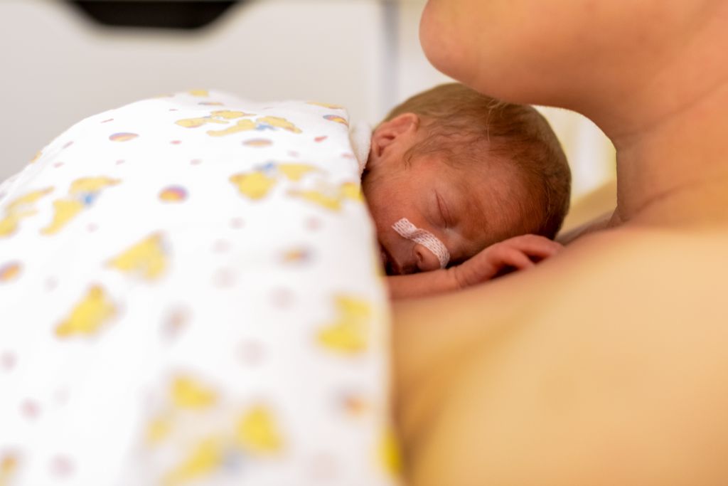 Método NIDCAP en las UCI neonatales: cuando la presencia de los padres cura