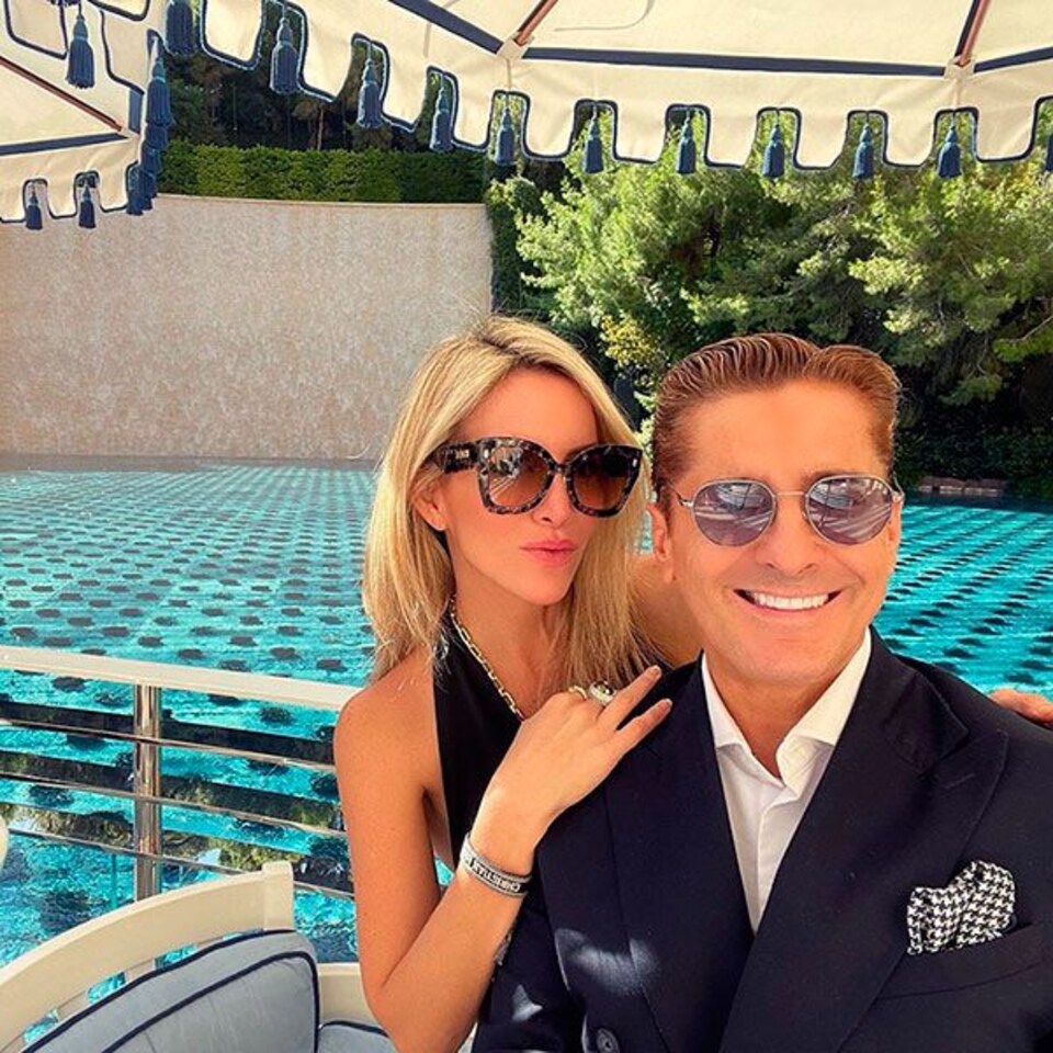 Las románticas vacaciones de Alejandro Basteri, hermano de Luis Miguel ...
