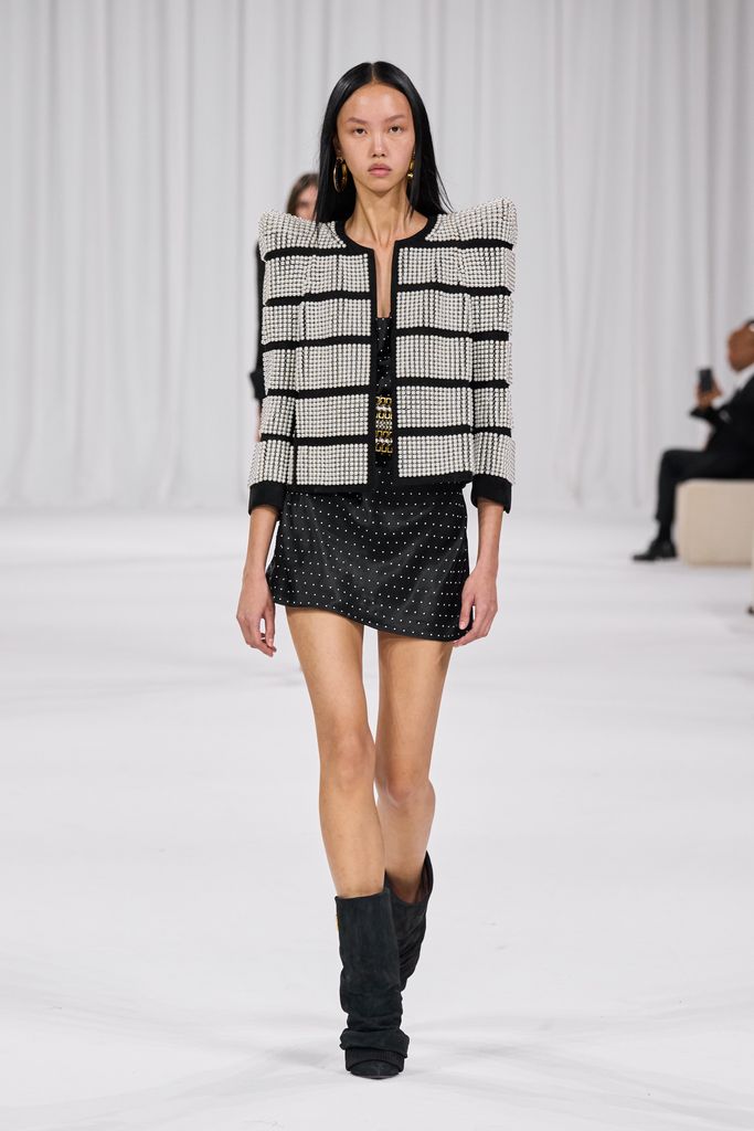 El desfile de Balmain en la Paris Fashion Week, una auténtica oda a la ...