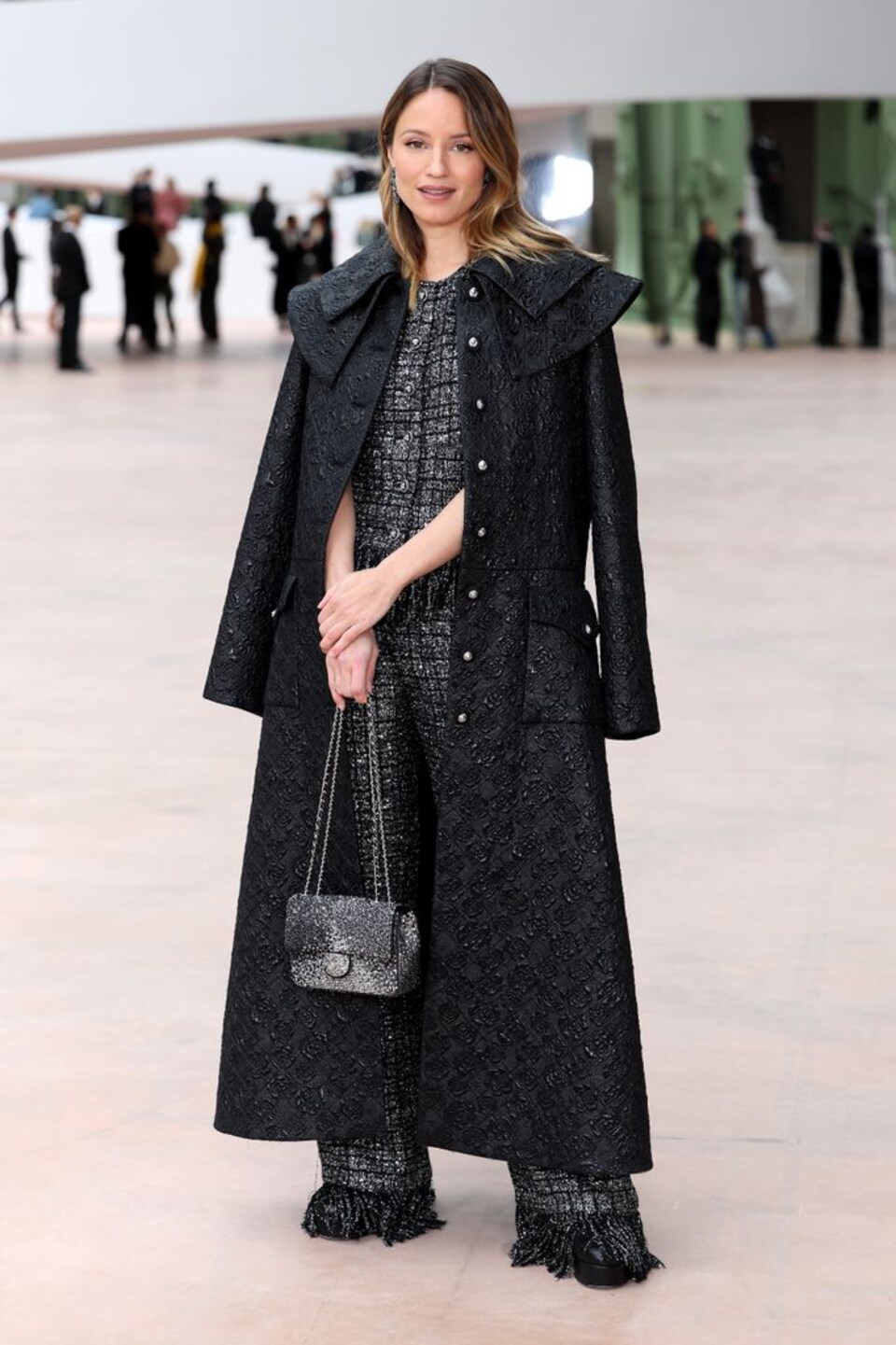 Los looks de las estrellas del desfile de Chanel en París: de Carlota ...