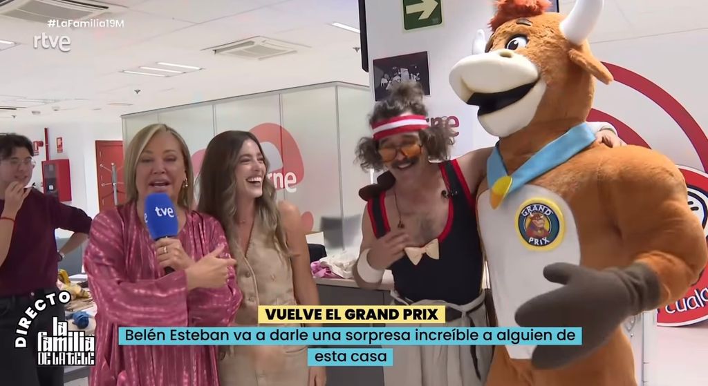 Así es Ángela Fernández, la nueva presentadora confirmada del 'Grand ...