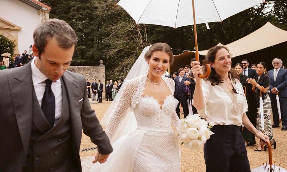 La elegante boda de Carmen Ballesteros Botín y Juan Diego García, en Cantabria