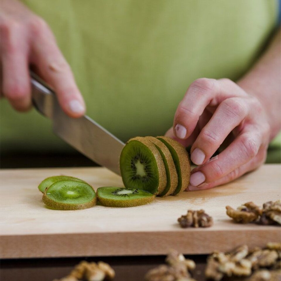 El kiwi, un aliado de la salud y de la cocina