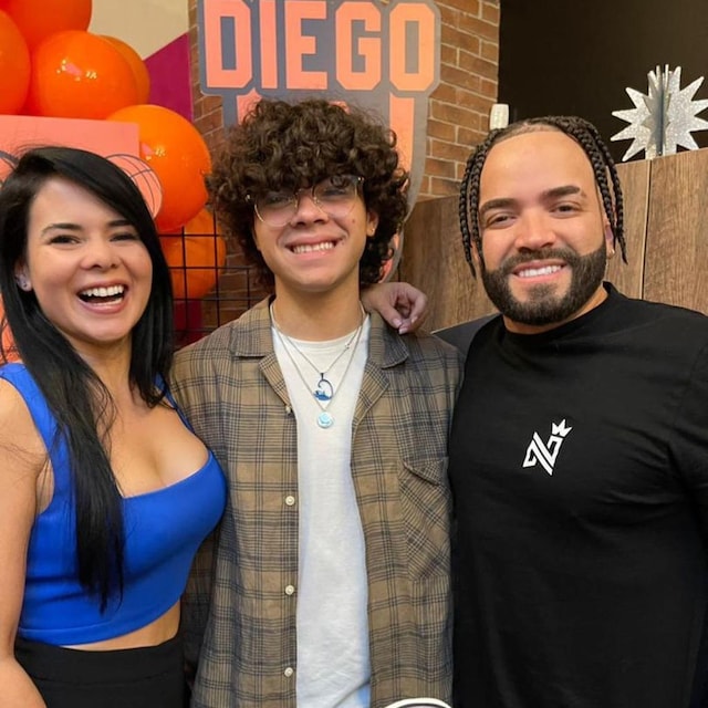 Nacho Mendoza celebra los 18 años de su hijo mayor | ¡HOLA!