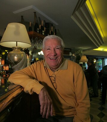 Enrique Macaya Márquez, el periodista argentino de 88 años que está ...