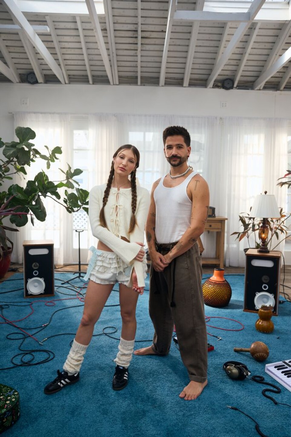 Un viaje al corazón: Yami Safdie y Camilo presentan 'Querida Yo' | ¡HOLA!