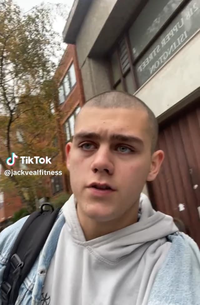 La difícil situación del actor Jack Veal: de estrella de 'Loki' en ...