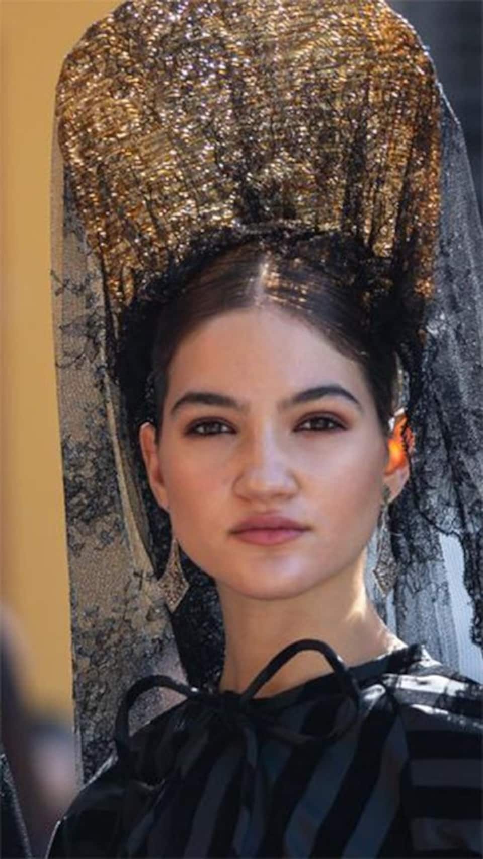 Consejos para llevar la mantilla en Semana Santa que también sirven a ...