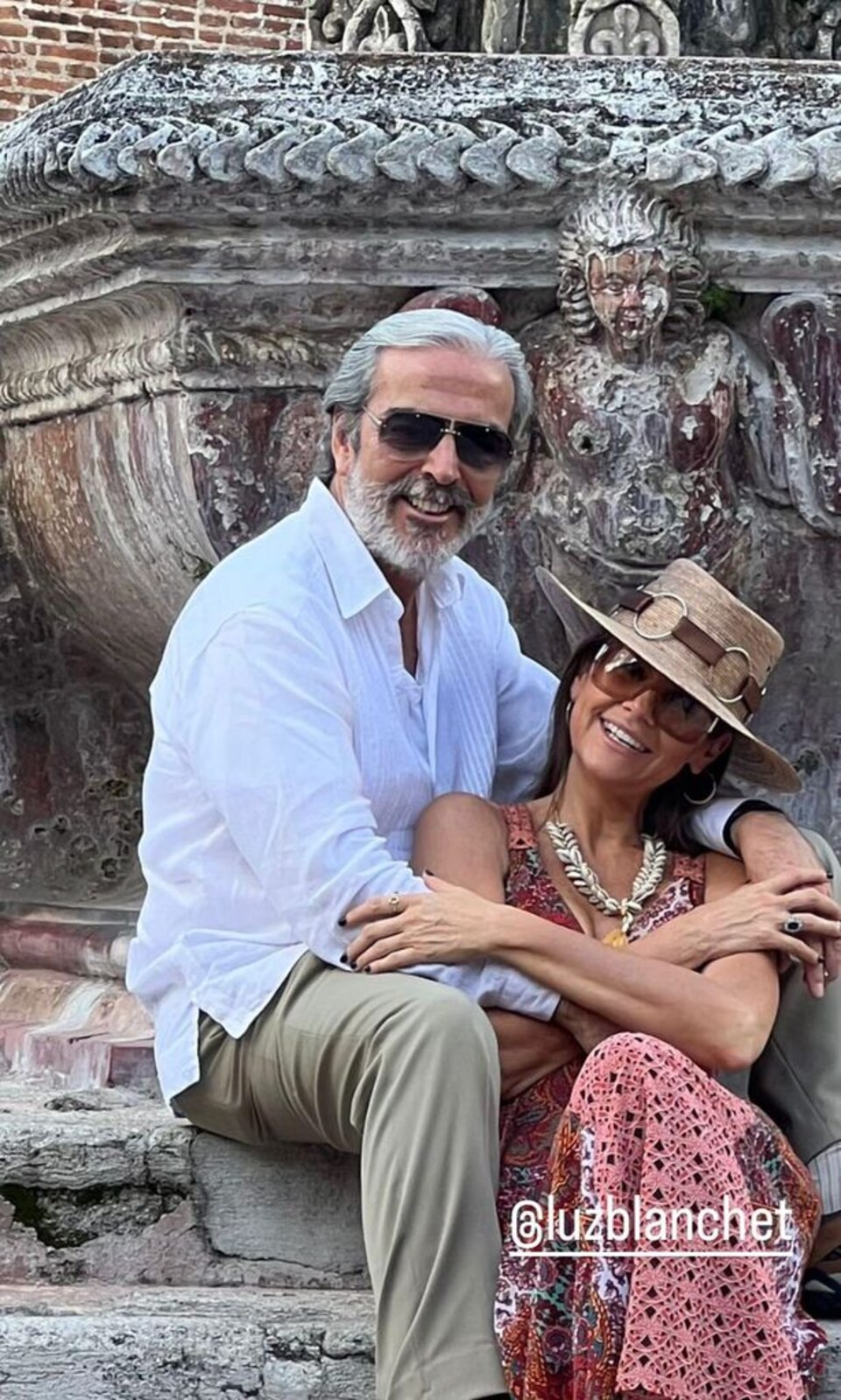 Lorenzo Lazo y Luz Blanchet se dejan ver felices y enamorados | ¡HOLA!