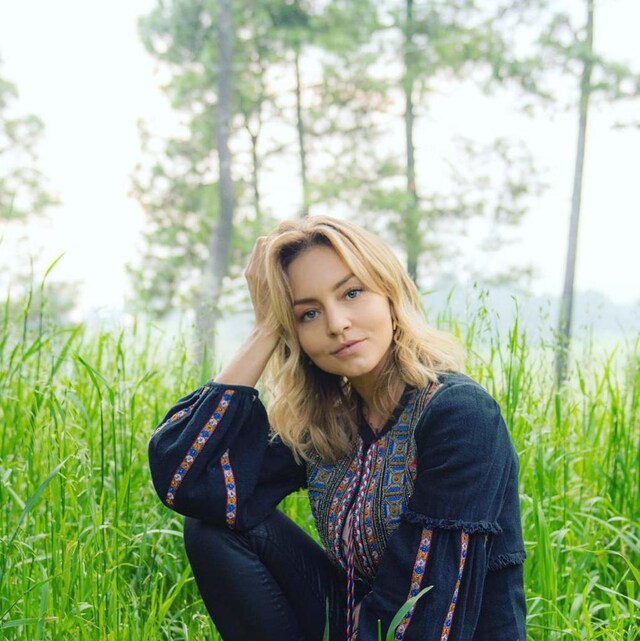Angelique Boyer acaba con los rumores, ¿está embarazada? | ¡HOLA!