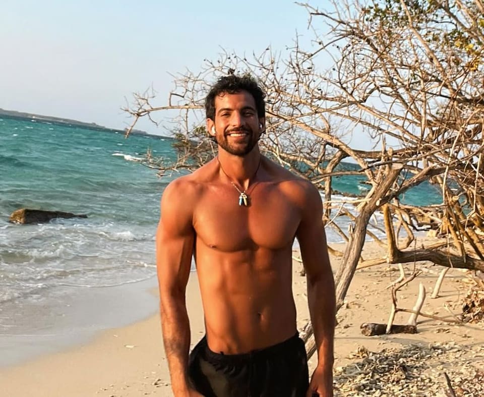 Así es Cristian Gamero, el exmilitar y actor español que triunfa en ...