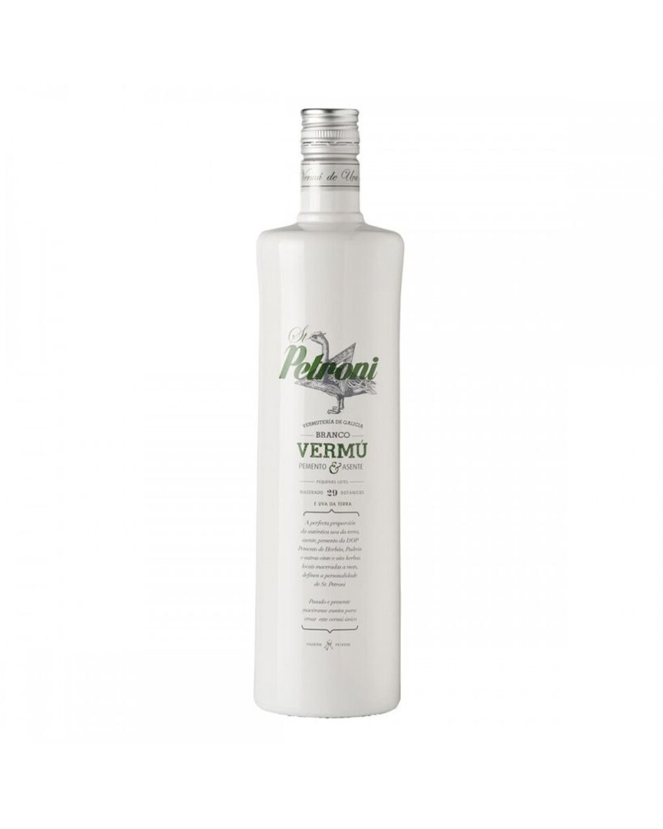 Todo sobre el vermut blanco, la bebida estrella del verano