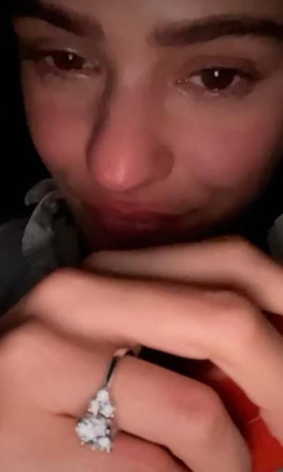 Rosalía modifica su anillo de compromiso | ¡HOLA!