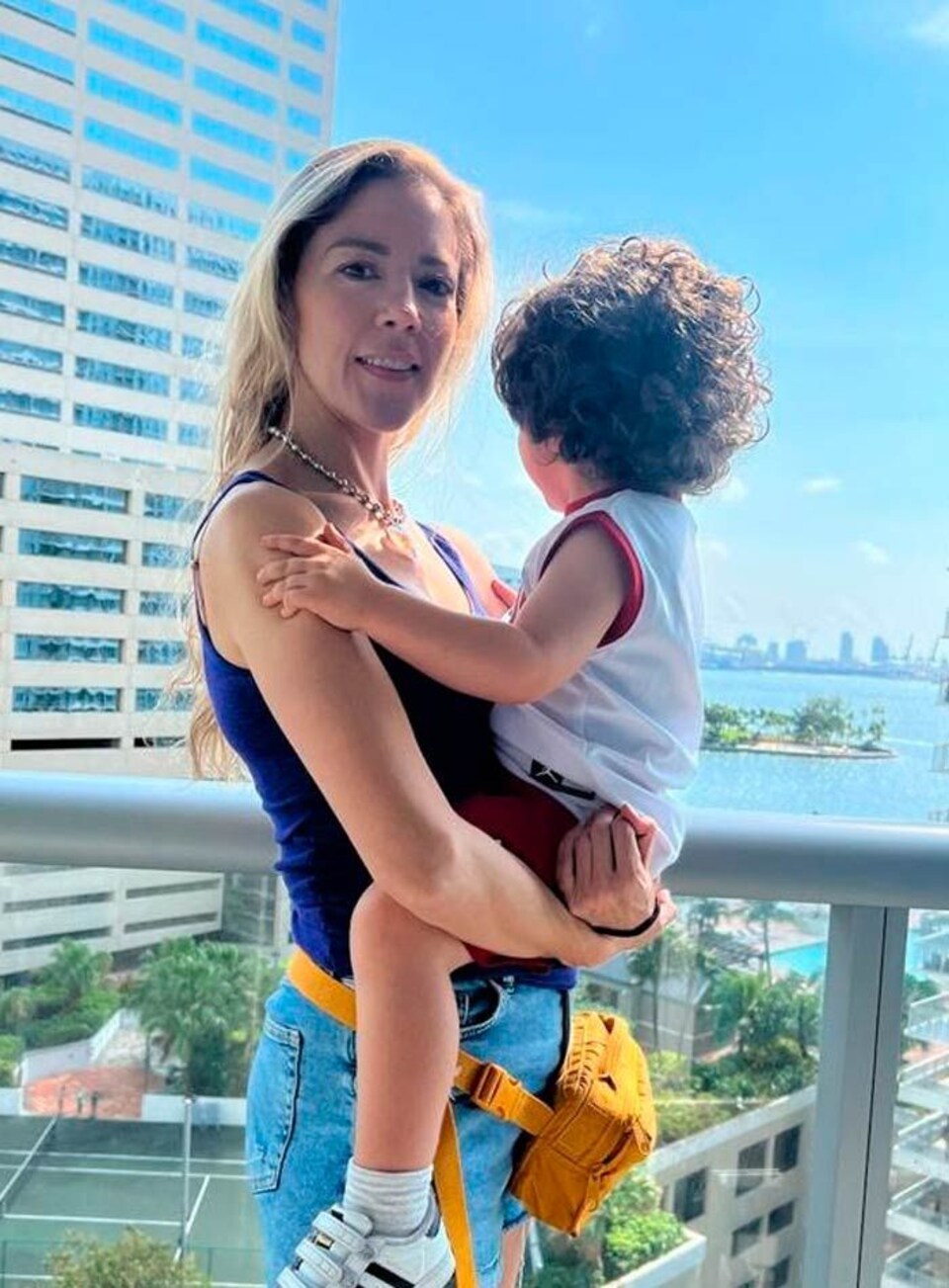 Ilusionados, Fernanda Castillo y Erik Hayser celebran los tres años de ...