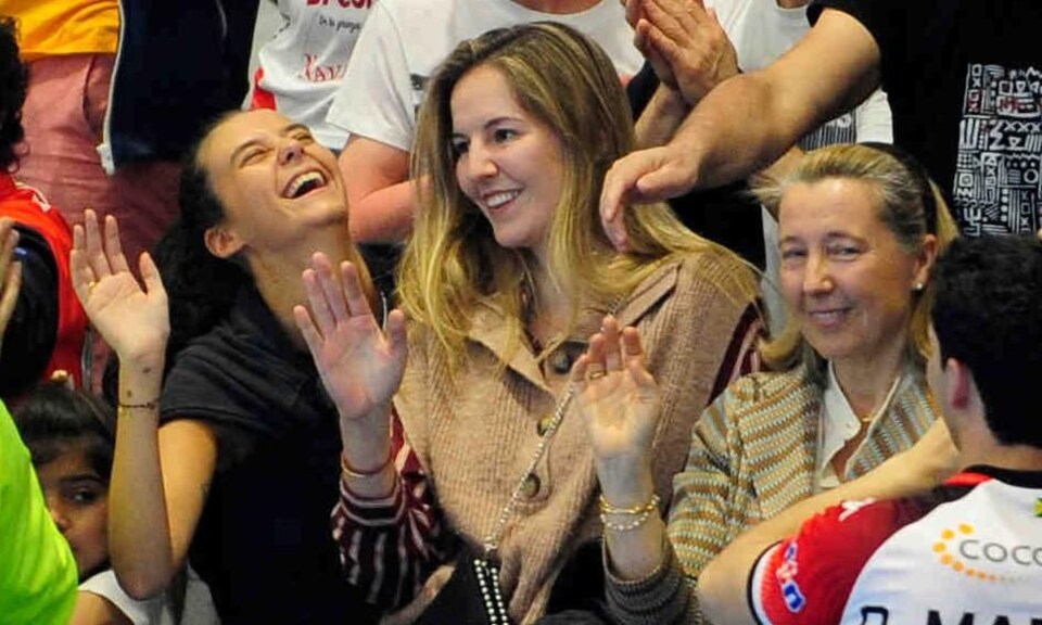 Victoria López-Quesada y Borbón-Dos Sicilias, una nueva belleza ‘royal ...