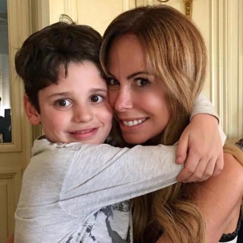 Así es Álvaro, el hijo de Lara Dibildos y Álvaro Muñoz Escassi, que ...