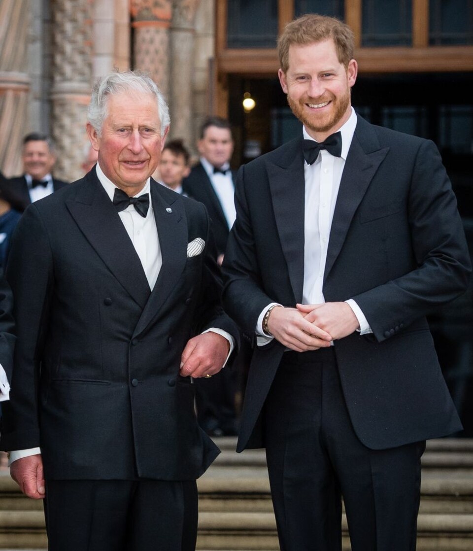 El príncipe Harry se reencuentra con su padre, el rey Carlos III, tras 19 meses | ¡HOLA!