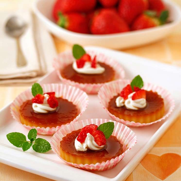 12 postres para disfrutar del sabroso tándem culinario 'fresas + nata'