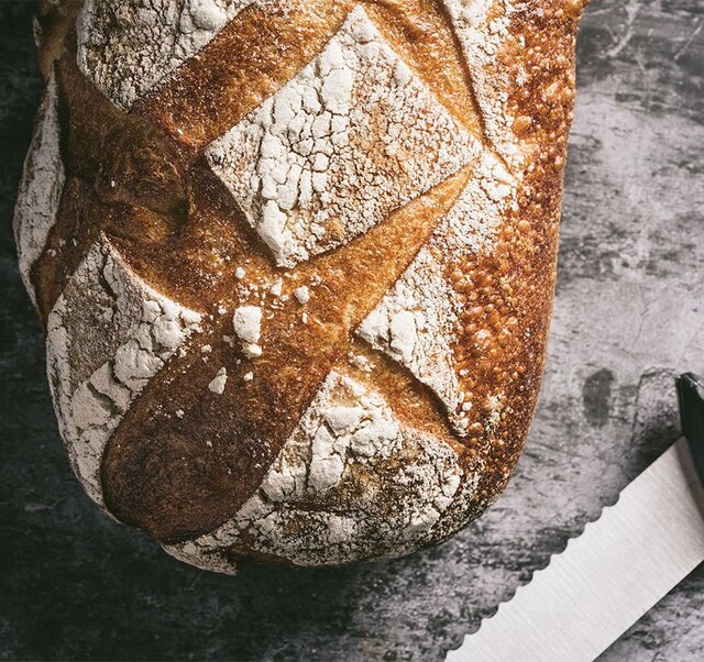 Buenas maneras: cómo usar el pan en la mesa