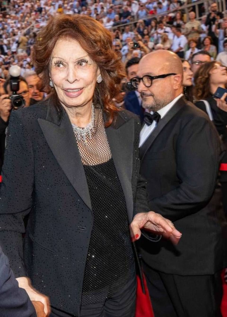 La reaparición estelar de Sofía Loren, espléndida a sus 88 años, en el ...