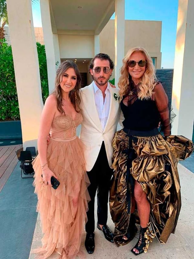 Más enamorado que nunca, Carlos Gotlib, hijo de Adela Micha, celebra su ...