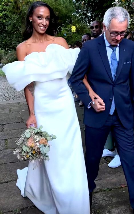 Ana Peleteiro y Benjamín Compaoré se han casado en Galicia