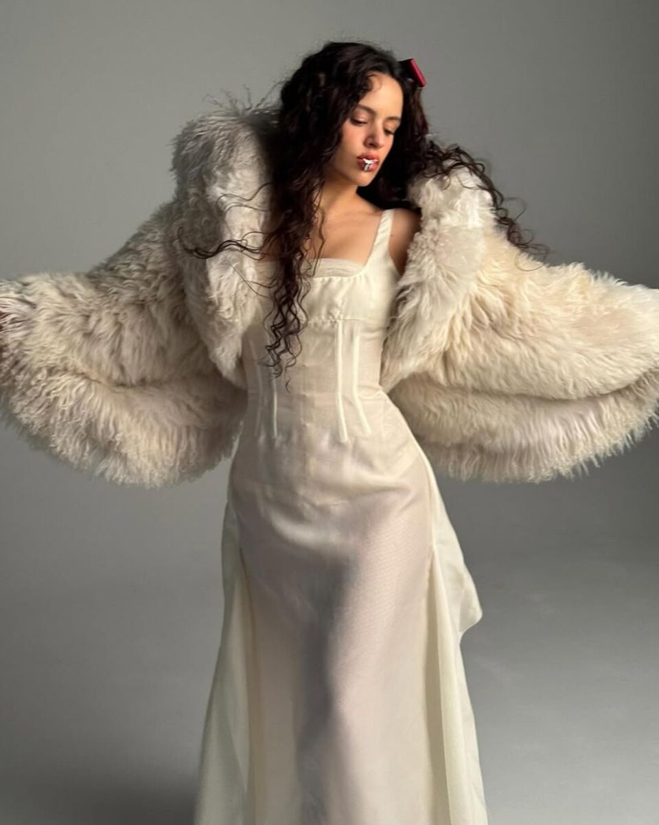 Rosalía, deslumbrante como la Duquesa de Alba: pistas de nuevo disco y ...