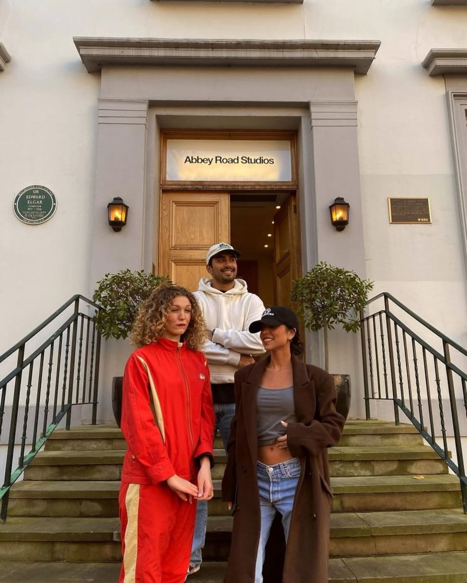 Quién es la cantante brasileña con la que ha sido fotografiado Cruz Beckham