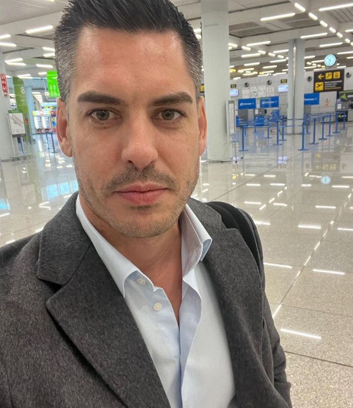 Carla Barber posa por primera vez con su nuevo novio, Carlos Rubí