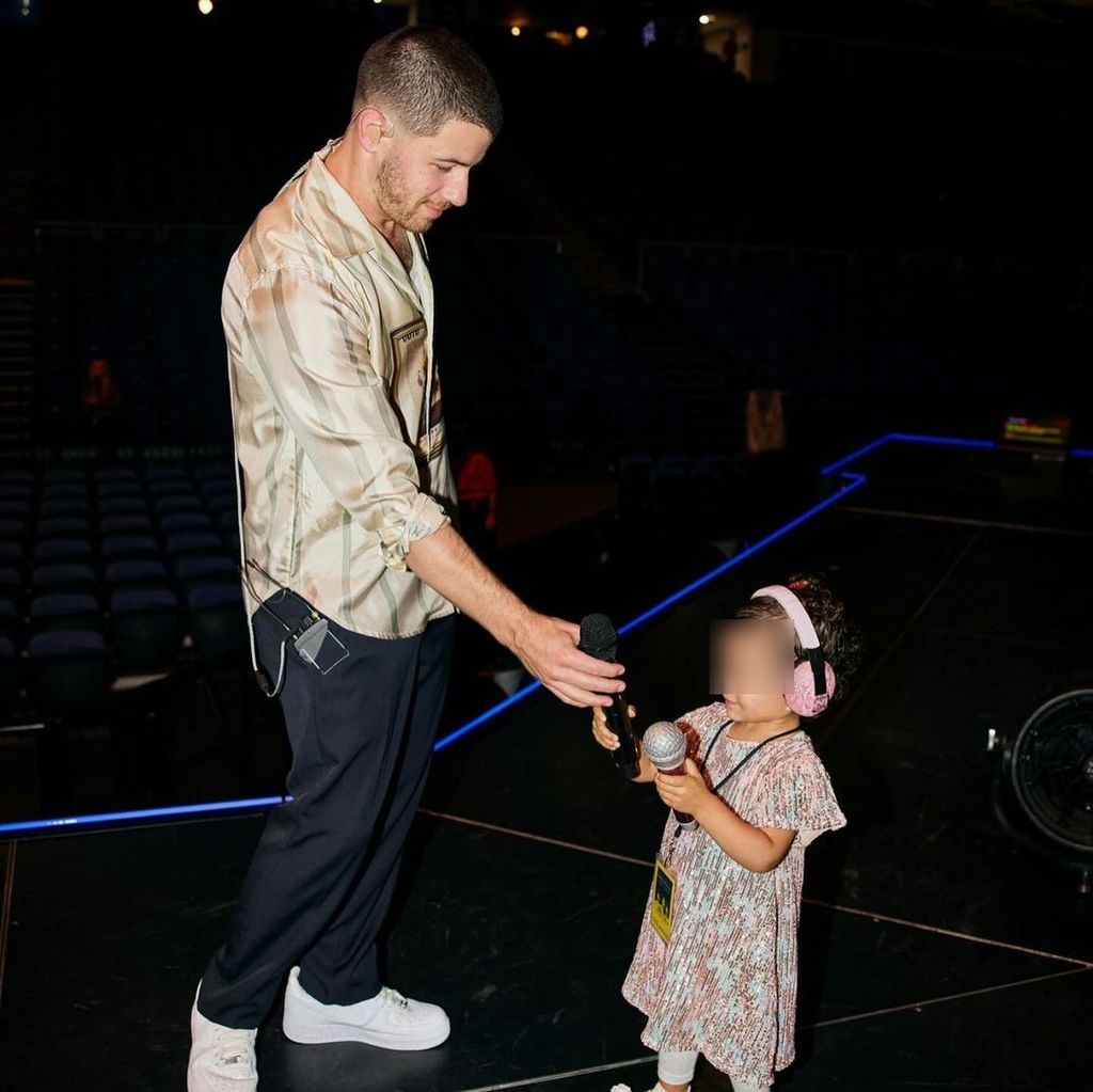 Nick Jonas rompe el silencio sobre el aterrador nacimiento de su hija ...